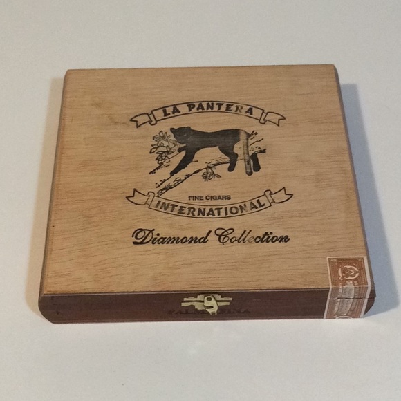 La Pantera Intl | Accents | Vintage La Pantera Cigar Box | Poshmark